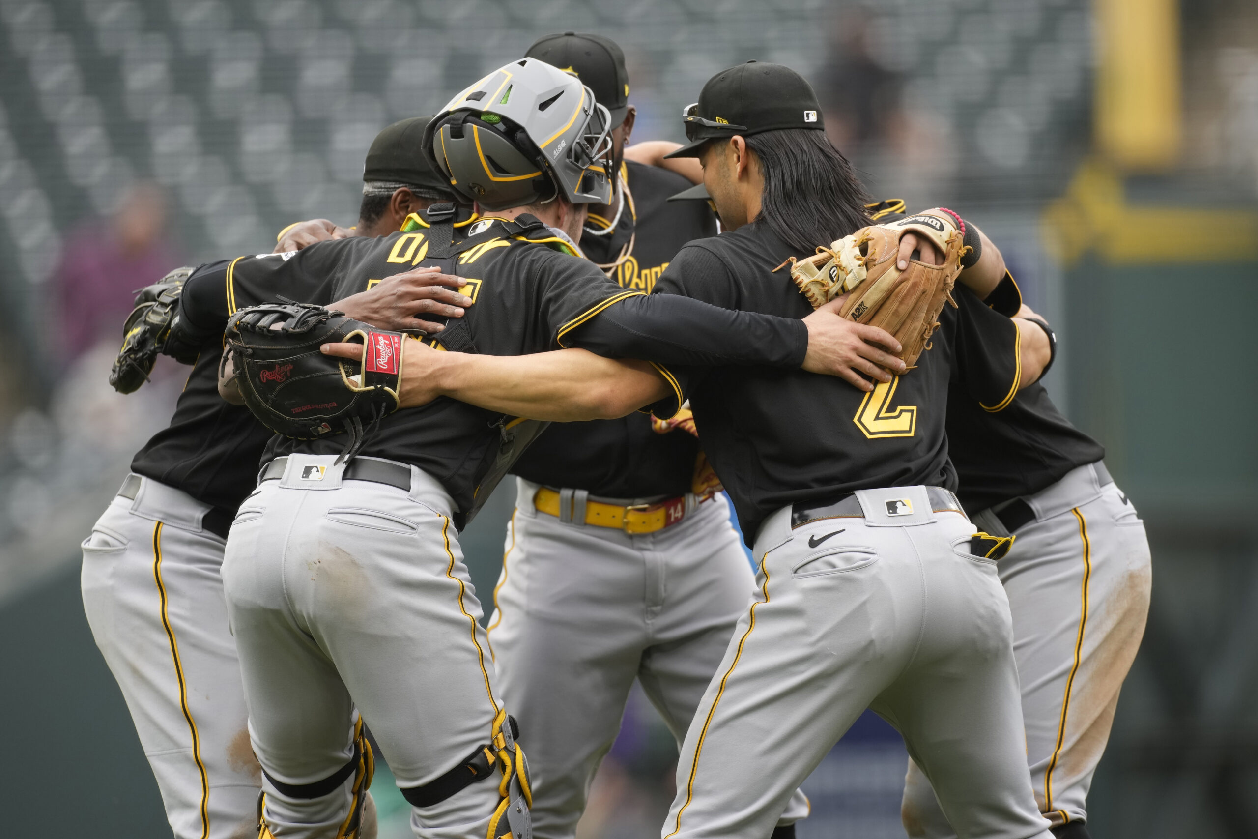 Pirates sweep Rockies with 14-3 win | News, Sports, Jobs - Times Observer